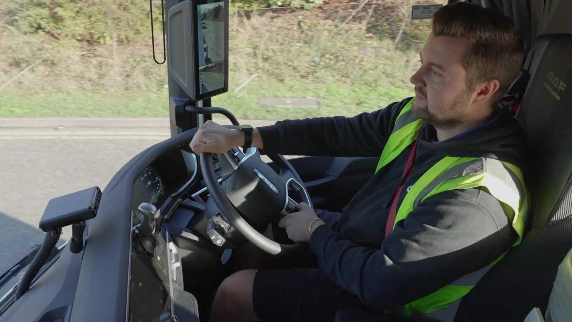 ALDI & Guardian: Global truck fleets adopt technology to tackle driver ...